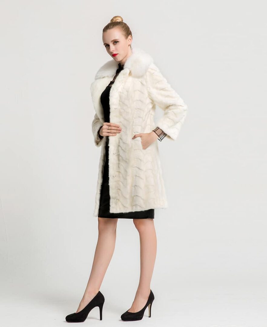 100% Real Fur Coat "Venus" - Real Fur Coats for Women - Aria Moda