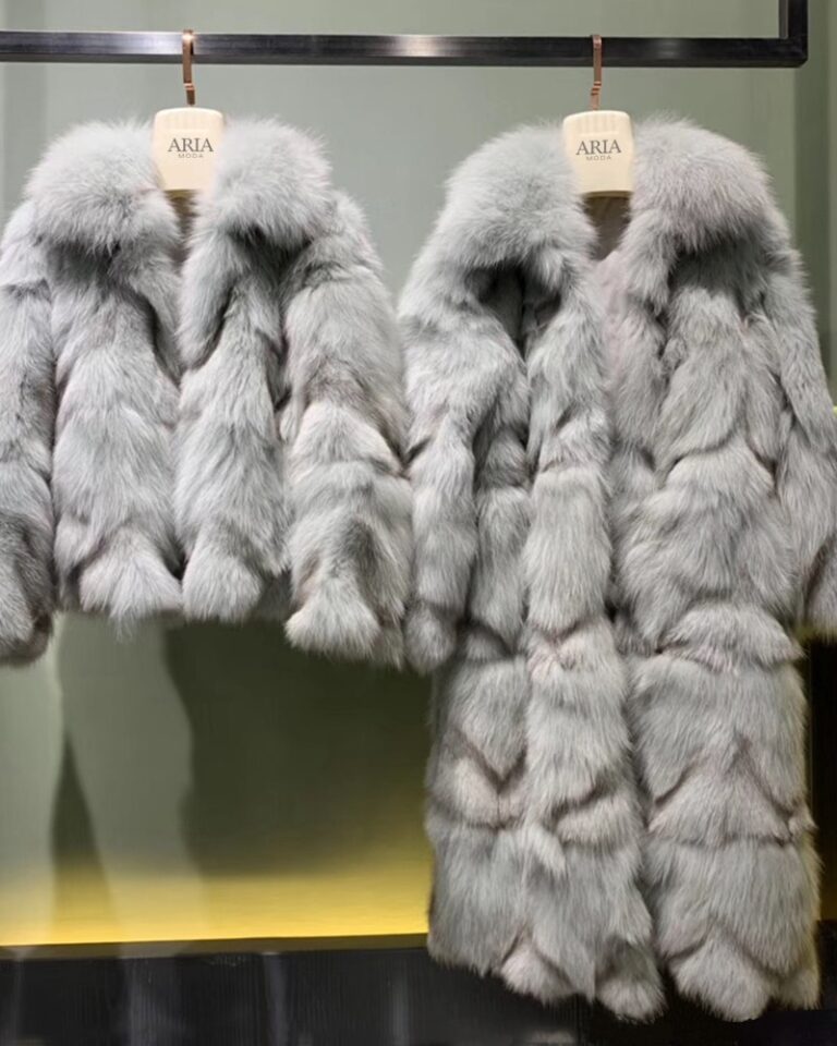 Long Fox Fur Coat "Dawn (long)" - Real Fur Coats for Women - Aria Moda