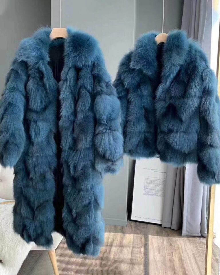 Long Fox Fur Coat "Dawn (long)" - Real Fur Coats for Women - Aria Moda